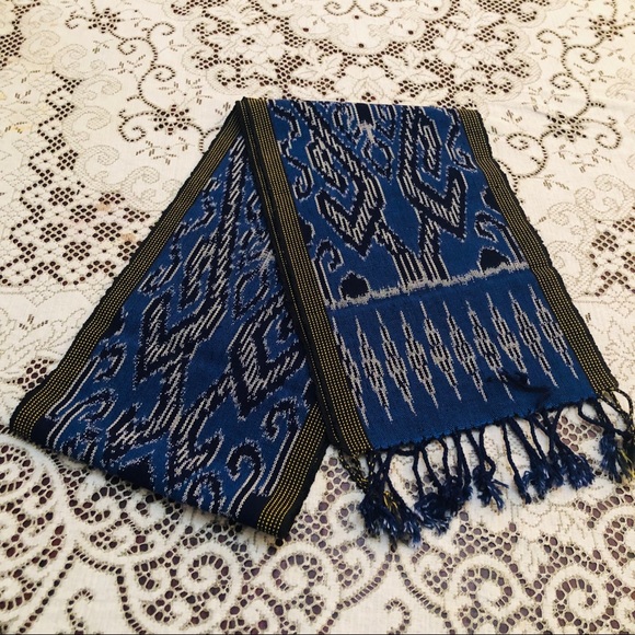 Kitchen | Indonesian Block Print Ikat Table Runner Nwt | Poshmark